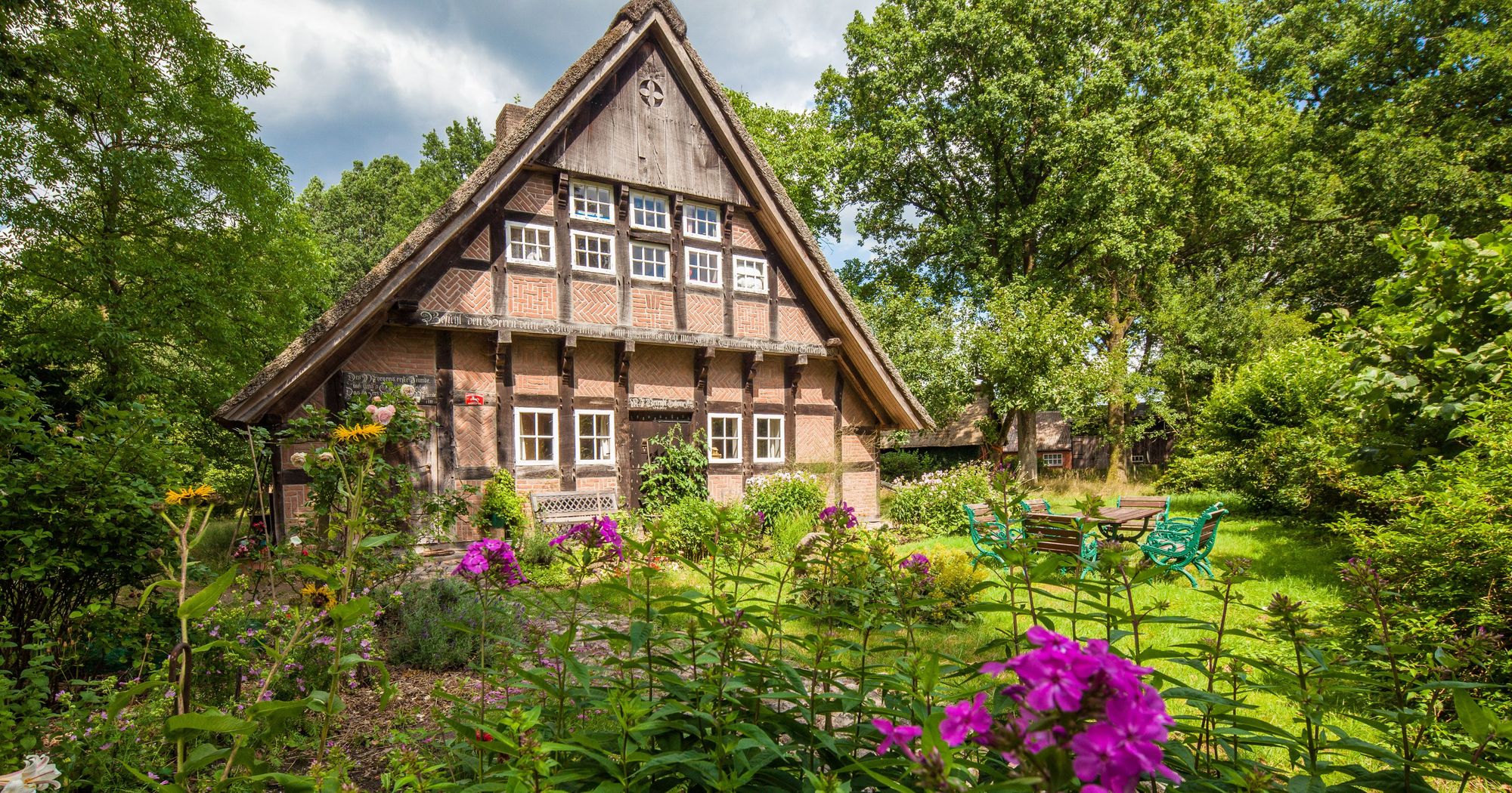 Übernachten in Bispingen – Hotels, Camping, Ferienhäuser & mehr